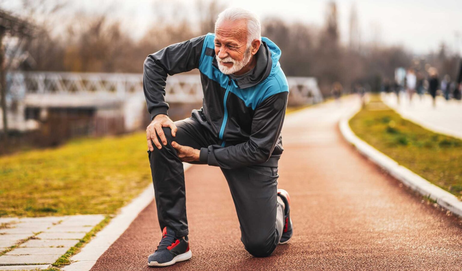 Understanding Knee Pain - Symptoms, Causes, and Effective Treatments ...